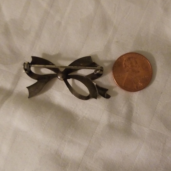 Vintage | Jewelry | Vintage Sterling Silver Pearl Ribbon Pin | Poshmark